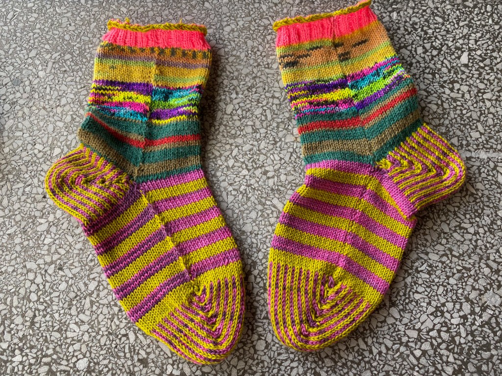 Closing the Circle – The Interior of My Brain: A Knitting and Fiber ...